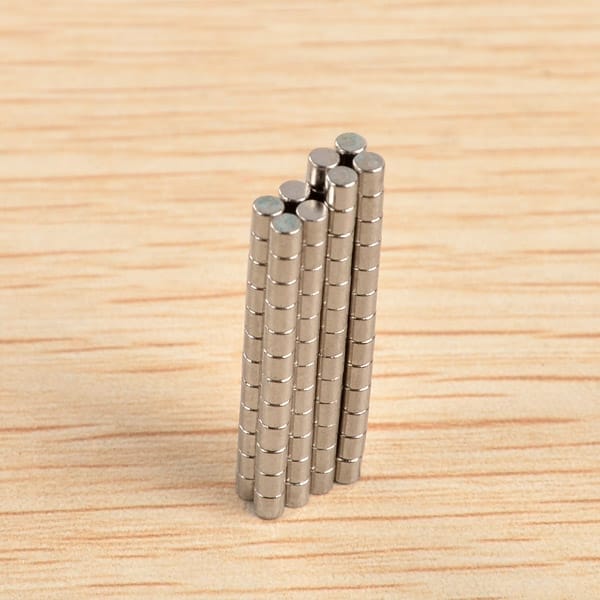 2mm x 2 mm N42 Mini piccola rotonda cilindro Frigo parete neodimio ...